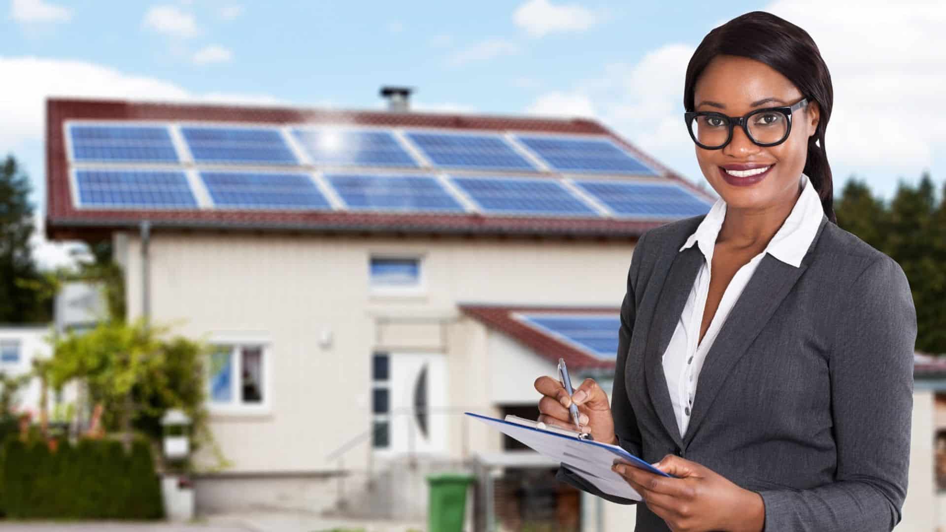 Top 10 Highest Paying Real Estate Jobs (With Duties & Salaries)