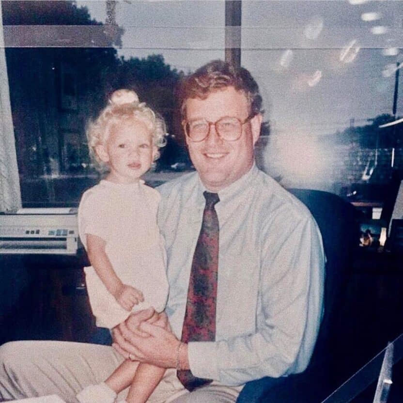 Scott Kingsley Swift: Taylor Swift’s Father – Net Worth, &, Career
